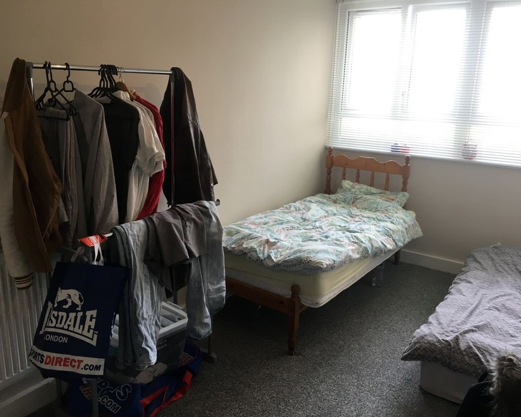 3 bed student house to rent on Albourne Close, Brighton, BN2 5FW | StuRents
