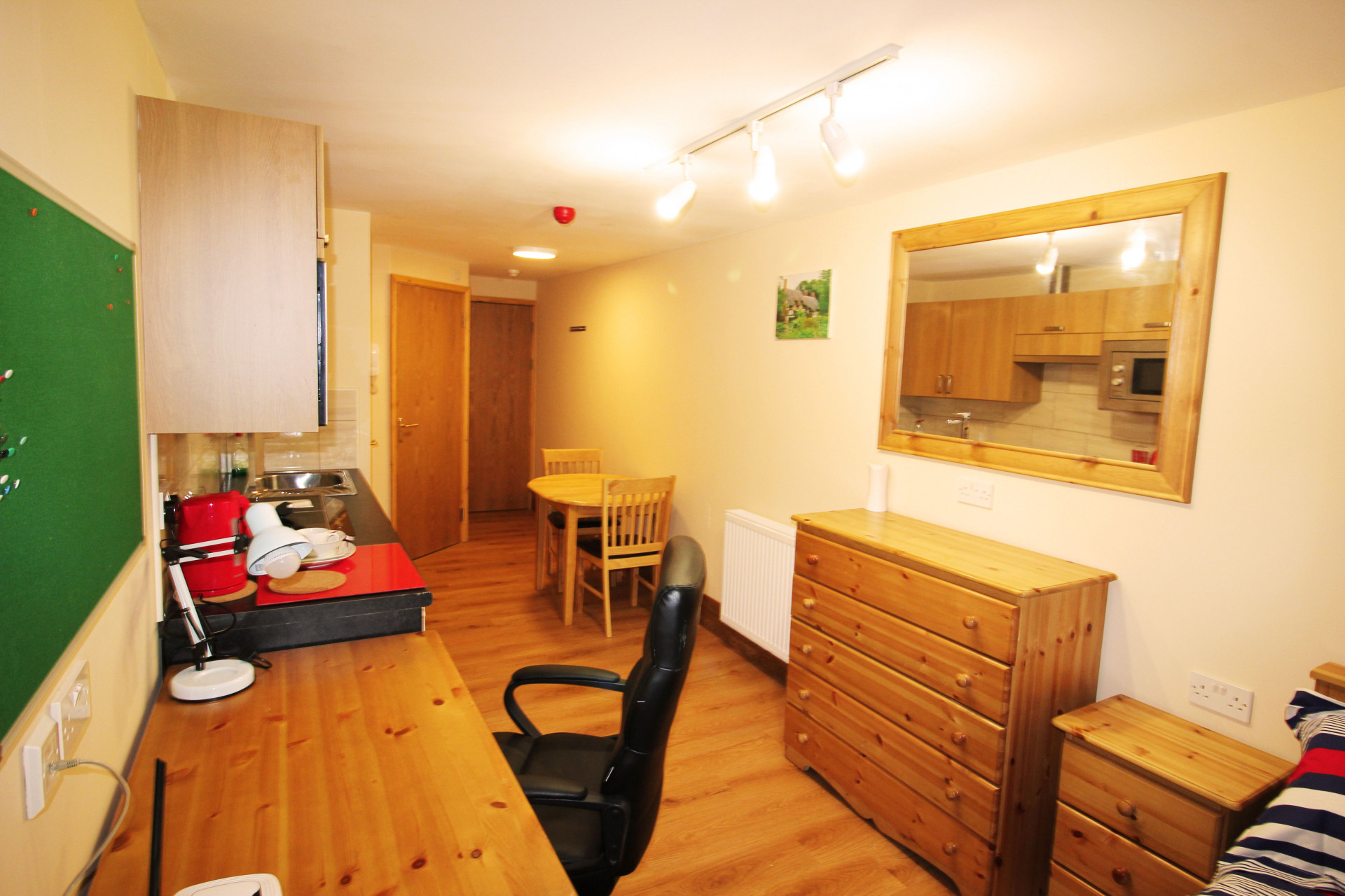Studio Room Student 20 Bed Flat For Rent In Queens Road Coventry CV1