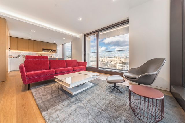 2 bed student house to rent on 30 Casson Square, London, SE1 7GY | StuRents