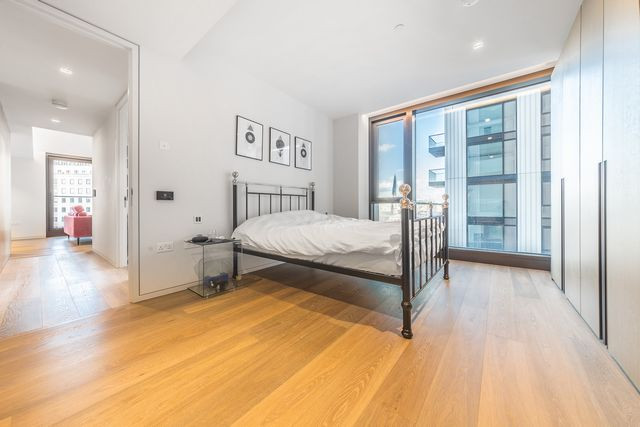 2 bed student house to rent on 30 Casson Square, London, SE1 7GY | StuRents