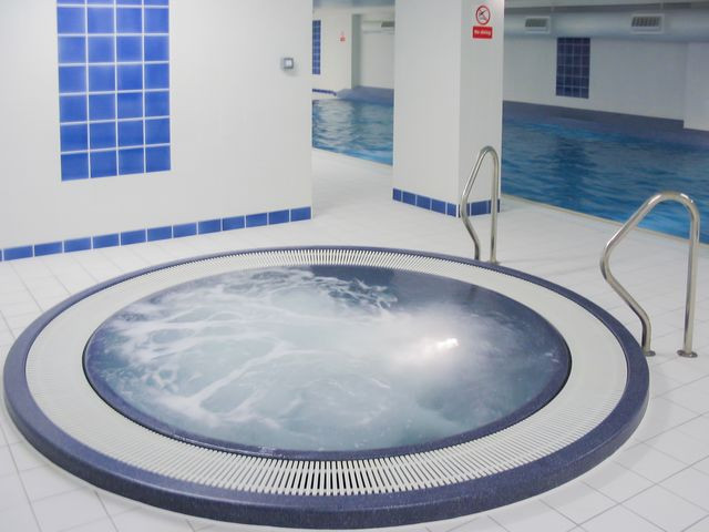 2 bed student house to rent on Moore House, London, E14 9LN | StuRents