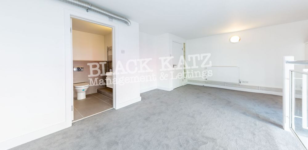 Student studio flat to rent on Dove Road, London, N1 3GB | StuRents