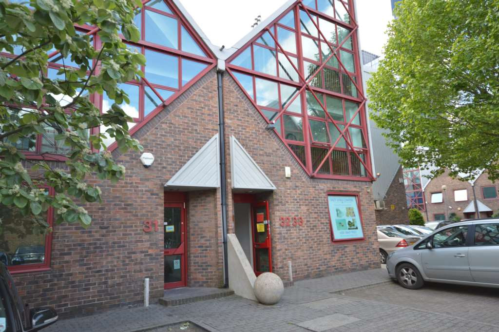 Student studio flat to rent on Limeharbour, London, E14 9TS | StuRents