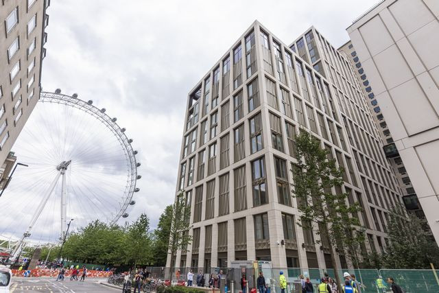 Student studio flat to rent on 30 Casson Square, London, SE1 7GY | StuRents