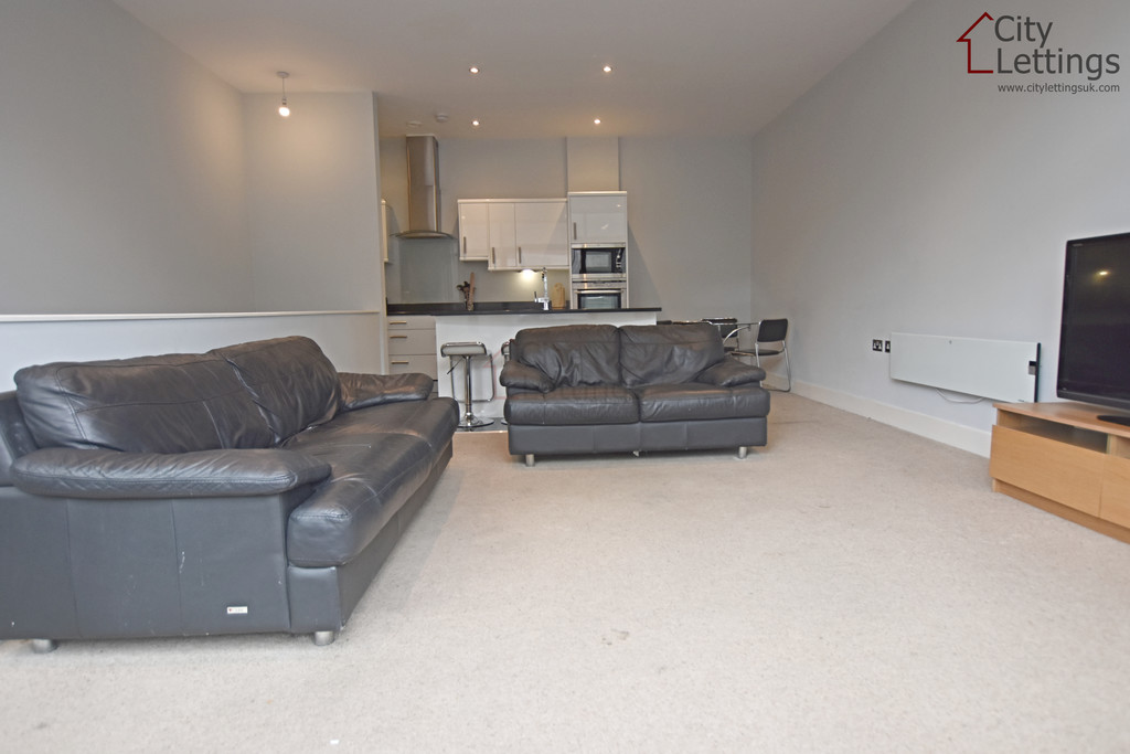 2 bed student house to rent on The Axis, Nottingham, NG1 5FW | StuRents