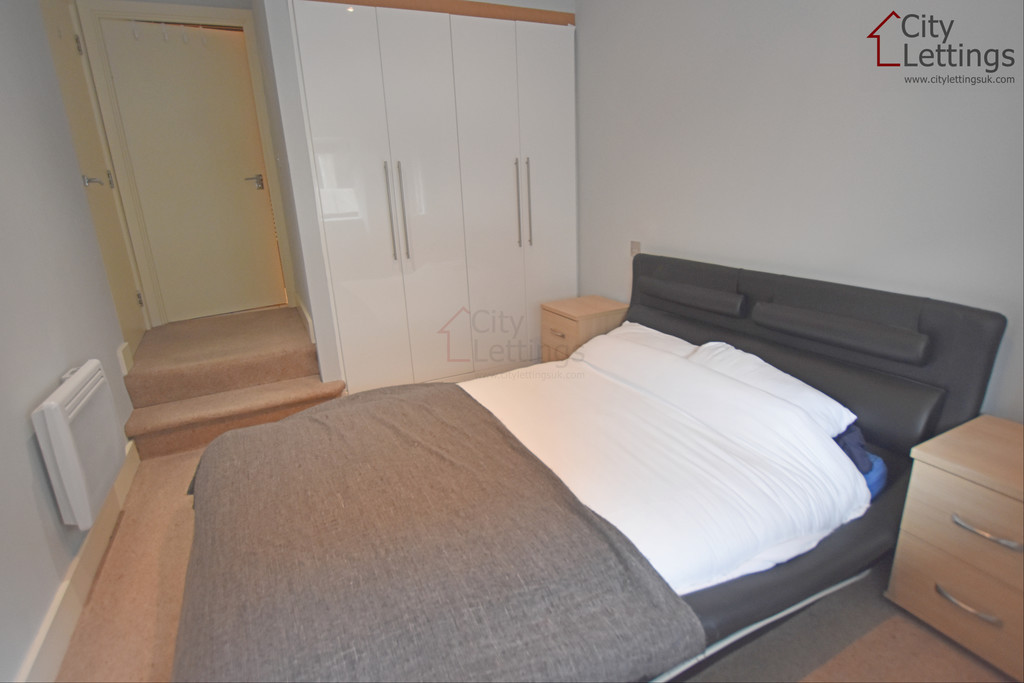 2 bed student house to rent on The Axis, Nottingham, NG1 5FW | StuRents