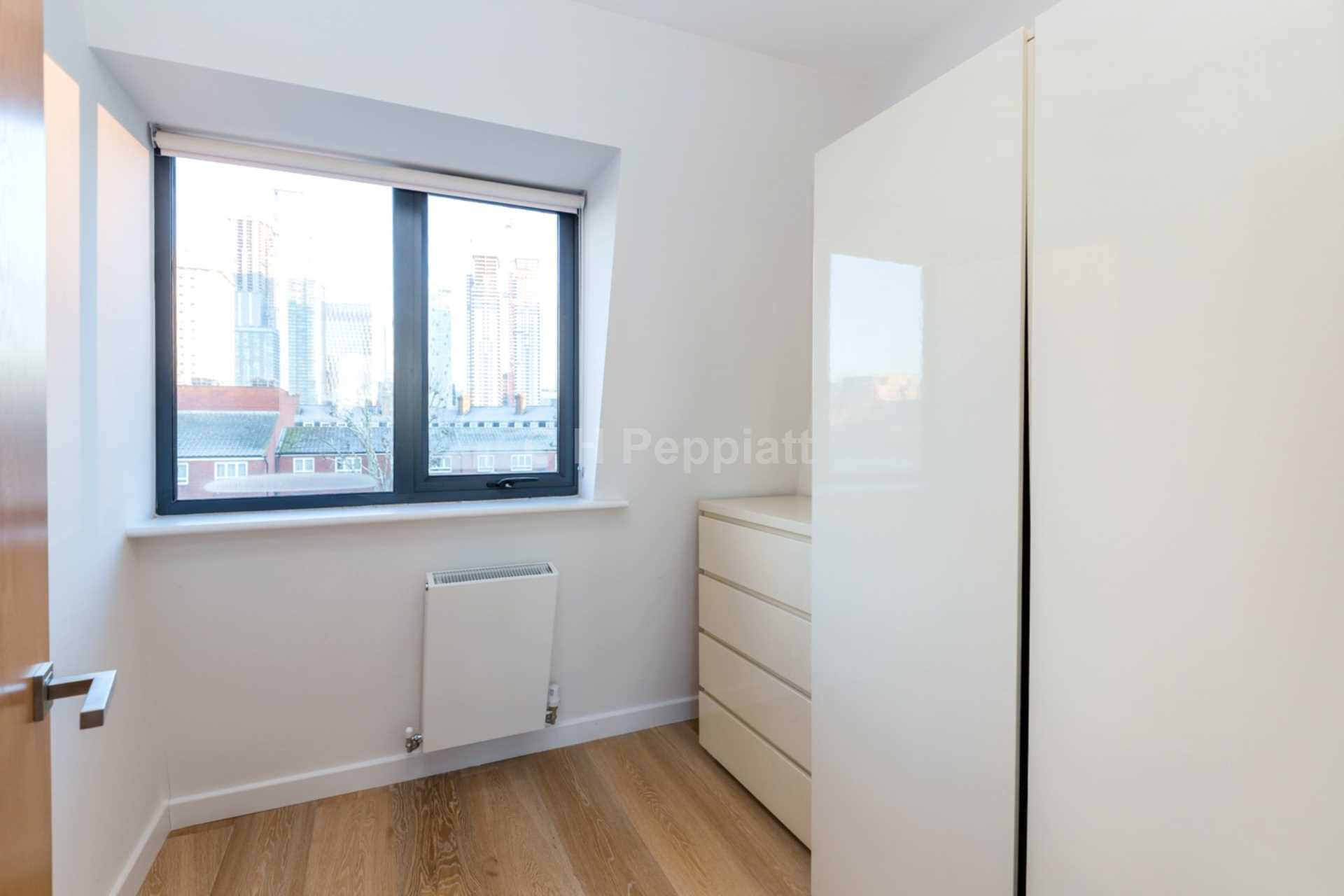 Student studio flat to rent on Tiller Road, London, E14 8PY | StuRents
