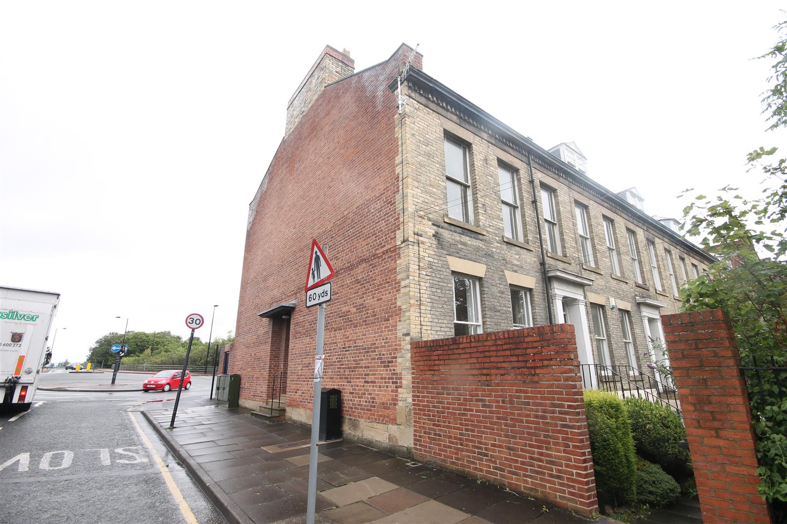 Student studio flat to rent on Claremont Place, Newcastle, NE2 4AA ...