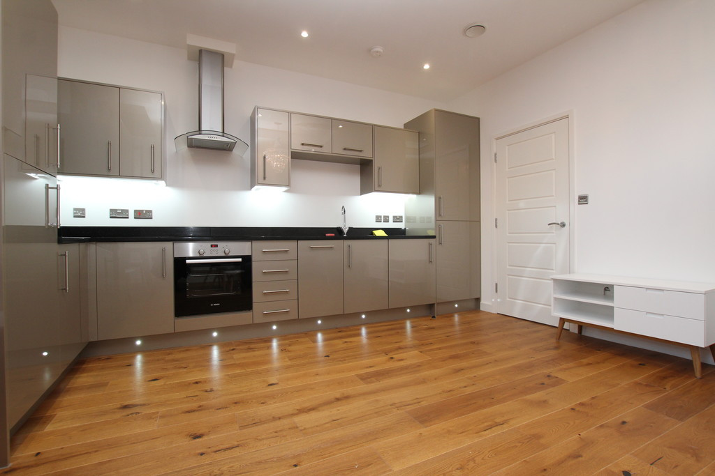 2 bed student house to rent on Hounds Gate Court, Nottingham, NG1 7AB ...