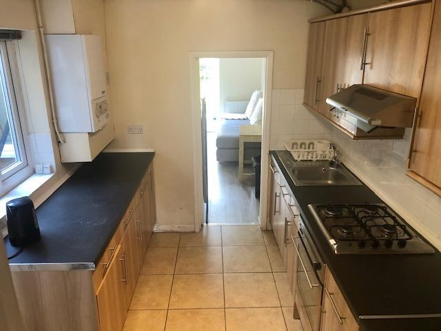 5 bed student house to rent on Essex Street, Oxford, OX4 3AW | StuRents