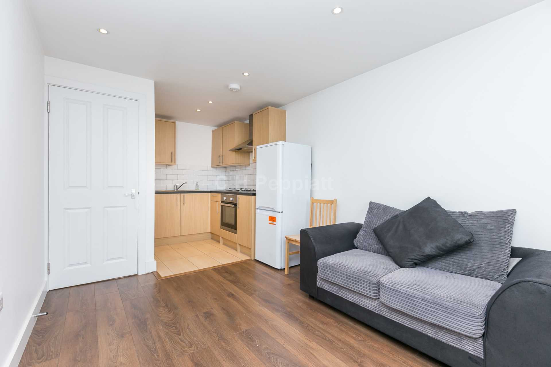 2 bed student house to rent on Wightman Road, London, N8 0LT | StuRents