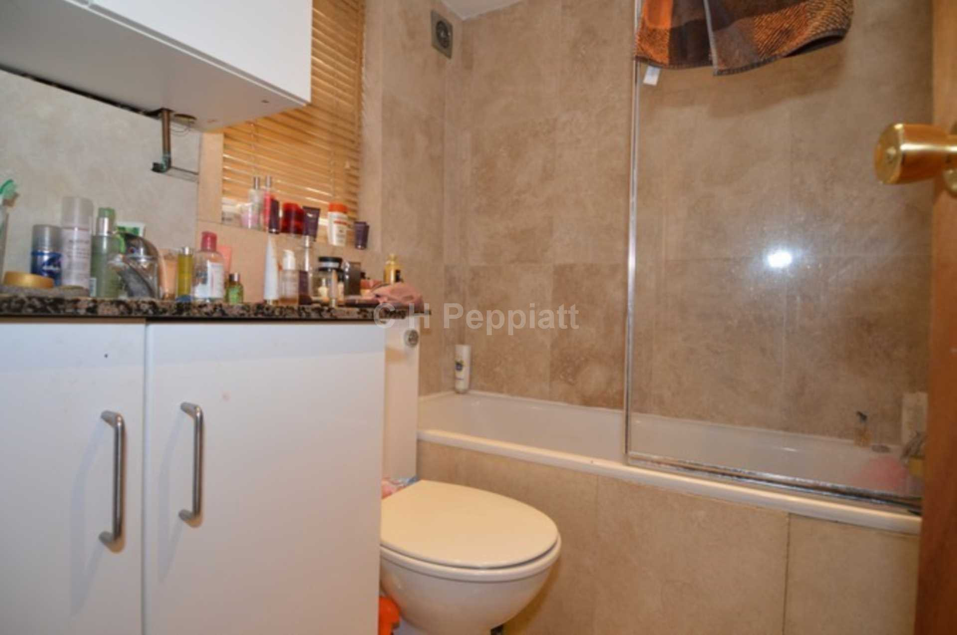 Student studio flat to rent on Lisson Grove, London, NW1 6UB | StuRents