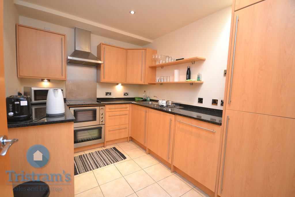 2 bed student house to rent on 702 Weekday Cross Building, Nottingham ...