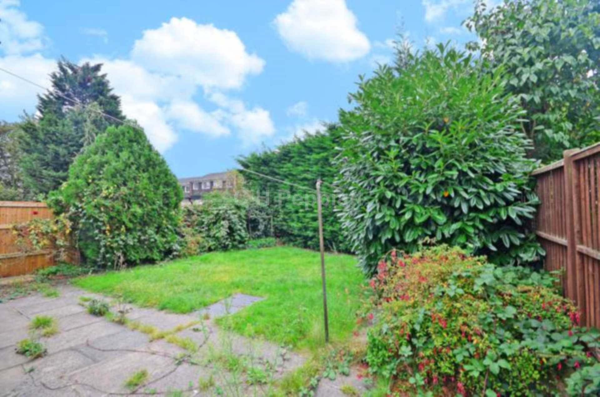 4 bed student house to rent on Dunbar Road, London, N22 5BG | StuRents