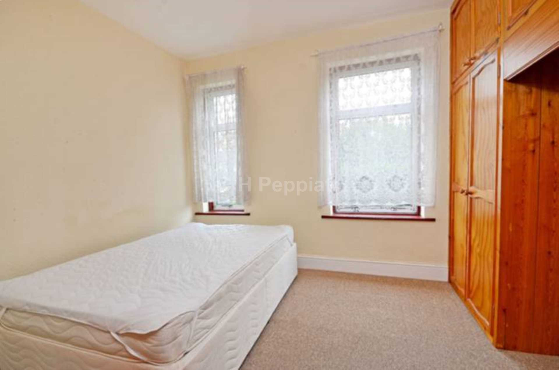 4 bed student house to rent on Dunbar Road, London, N22 5BG | StuRents