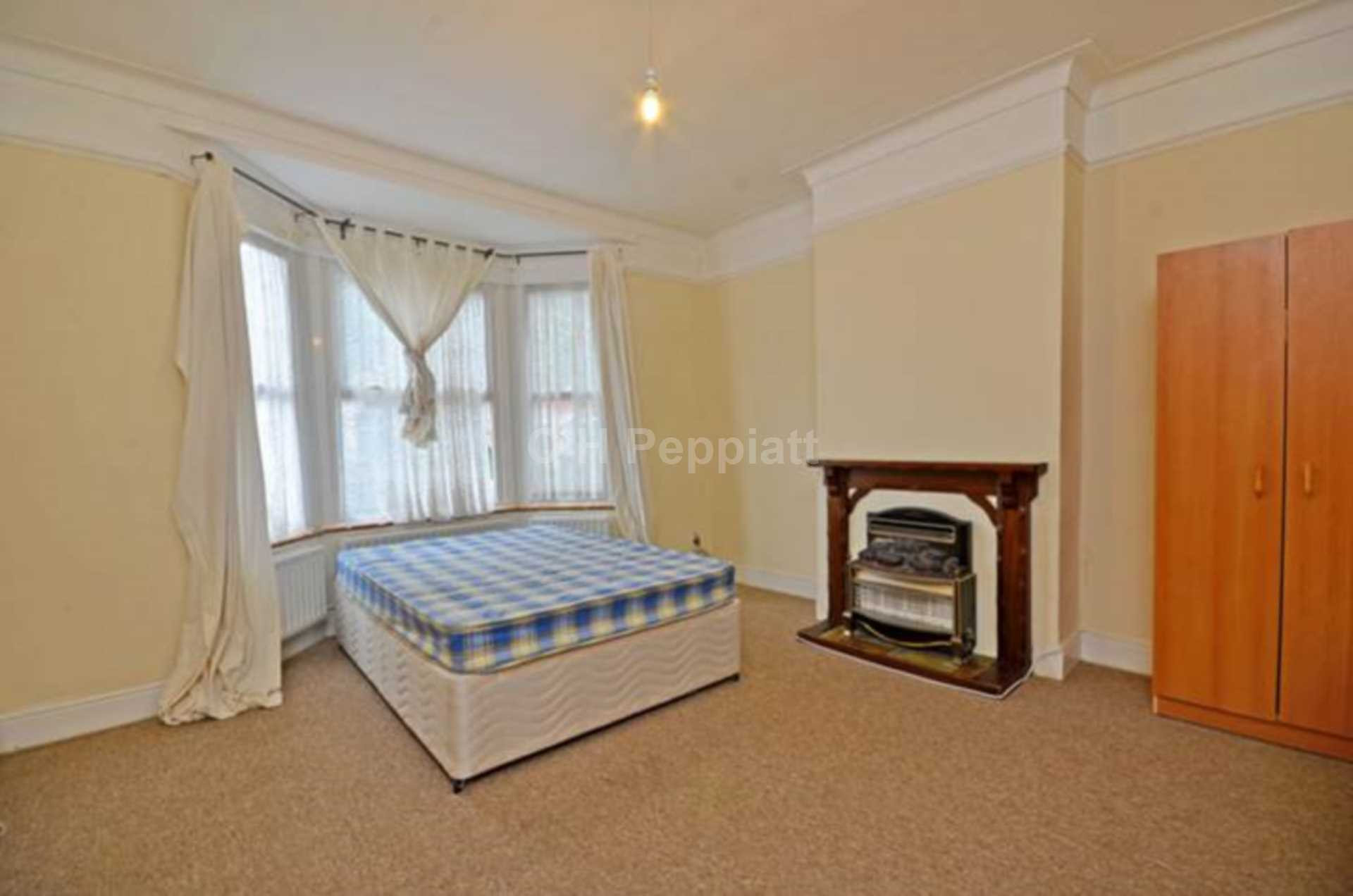 4 bed student house to rent on Dunbar Road, London, N22 5BG | StuRents