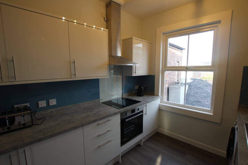 Student studio flat to rent on Goose Gate, Nottingham, NG1 1FF | StuRents