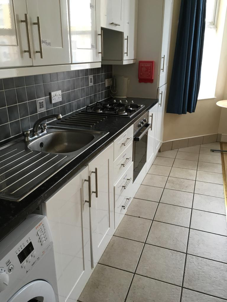 1 bed student house to rent on Ash Grove, Hull, HU5 1LT | StuRents