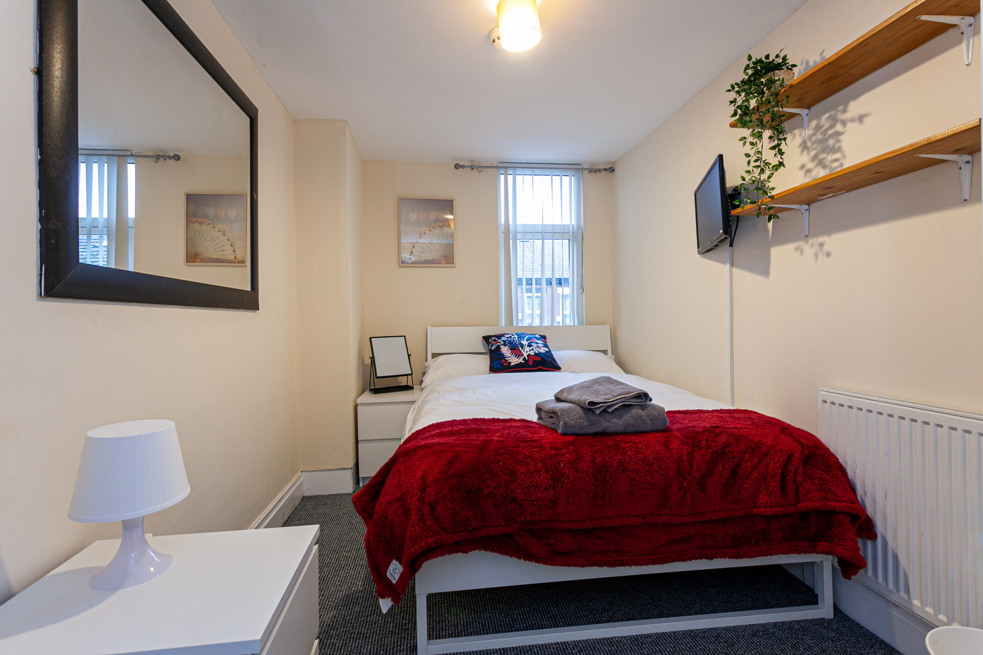 7 bed student house to rent on Whitby Road, Manchester, M14 6QH | StuRents