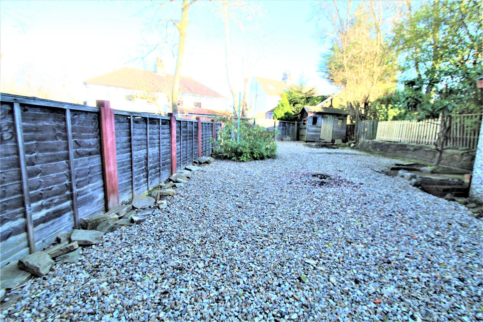 3 bed student house to rent on Eden Drive (3 Bed), Leeds, LS4 2TN ...