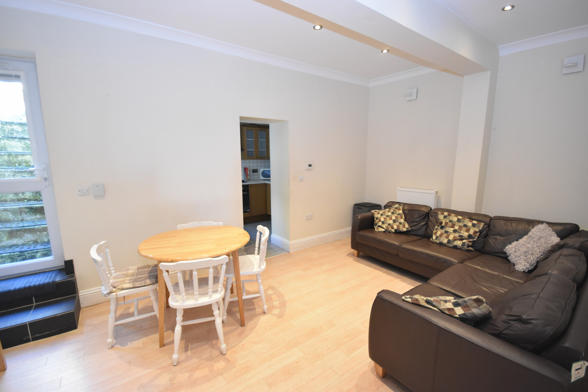 4 bed student house to rent on Tenter Terrace, Durham, DH1 4RD | StuRents
