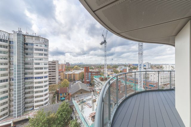 Student studio flat to rent on Oculus House, London, IG11 8SR | StuRents