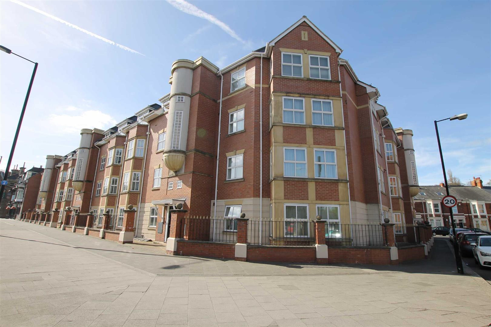 2 bed student house to rent on Sovereign Court, Newcastle, NE2 1JZ ...
