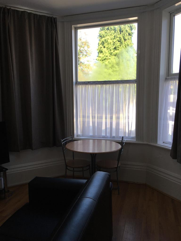 1 bed student house to rent on Ash Grove, Hull, HU5 1LT | StuRents