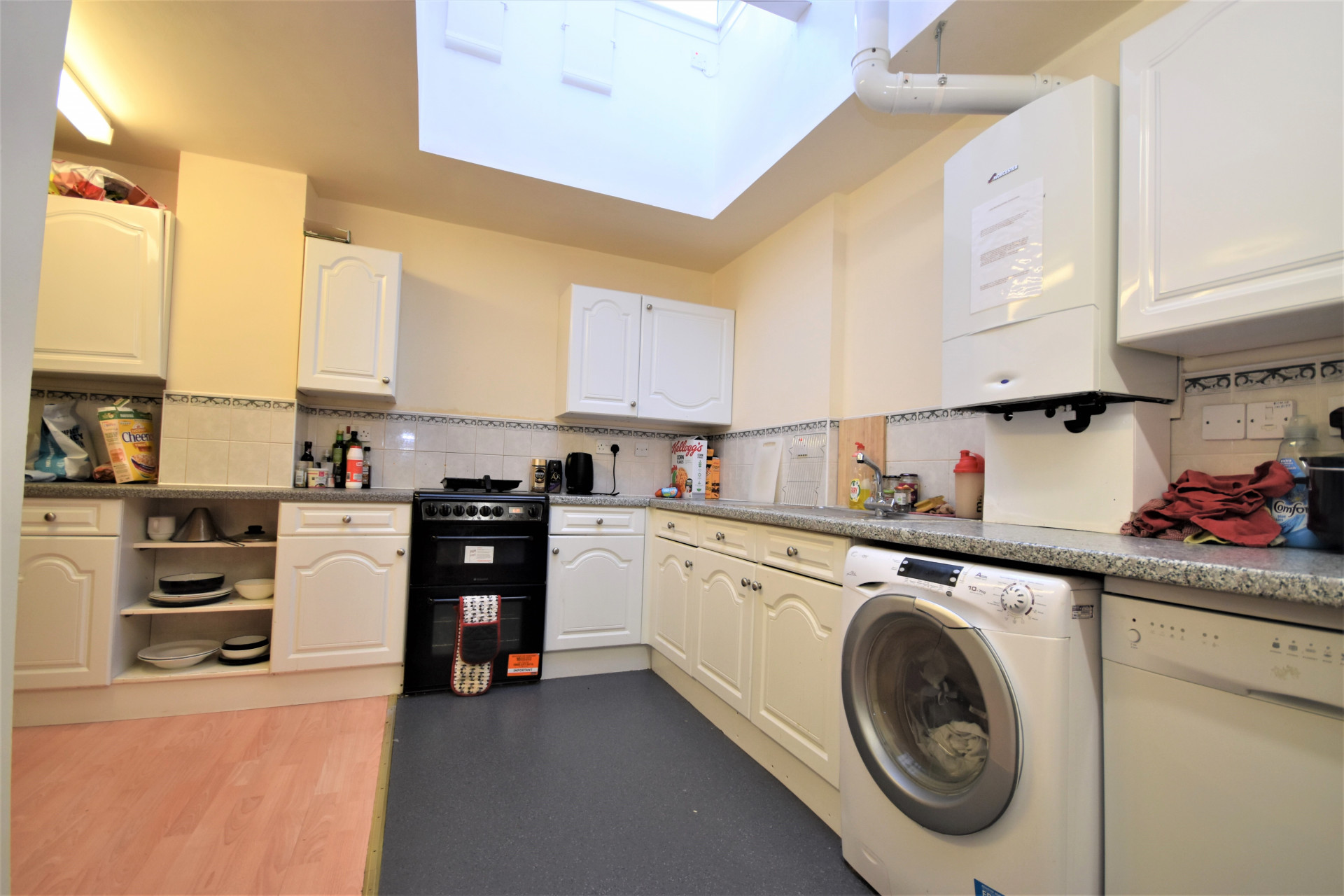 6 bed student house to rent on St. Margarets Garth, Durham, DH1 4DS ...