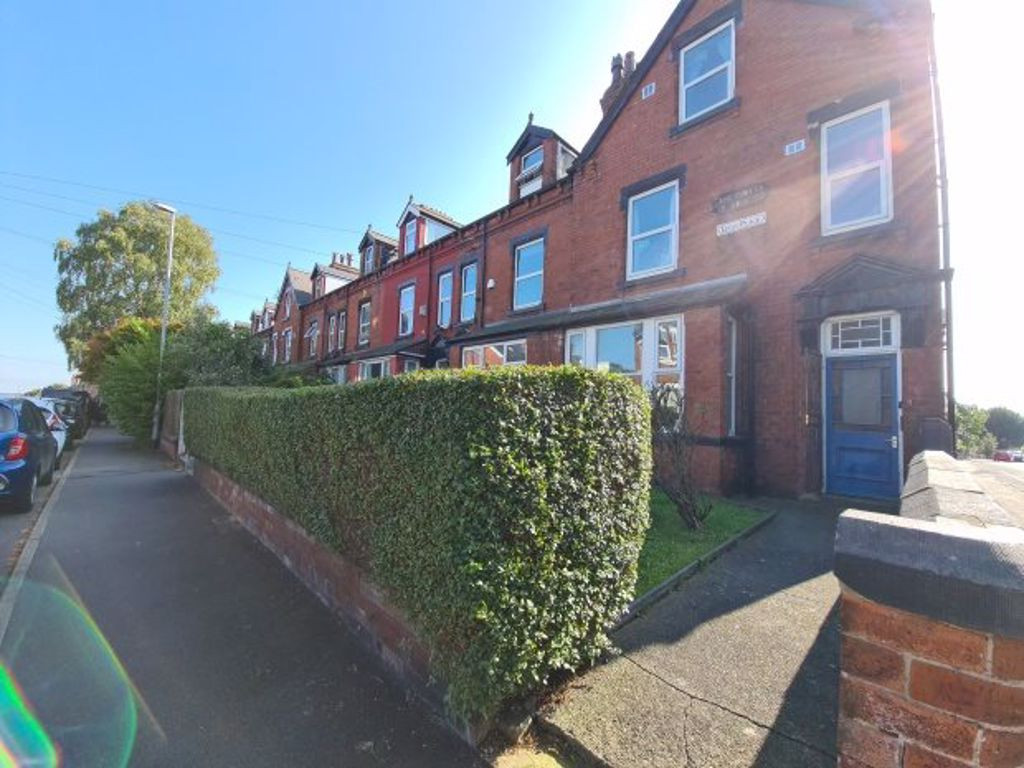 7 bed student house to rent on Delph Lane, Leeds, LS6 2HQ | StuRents