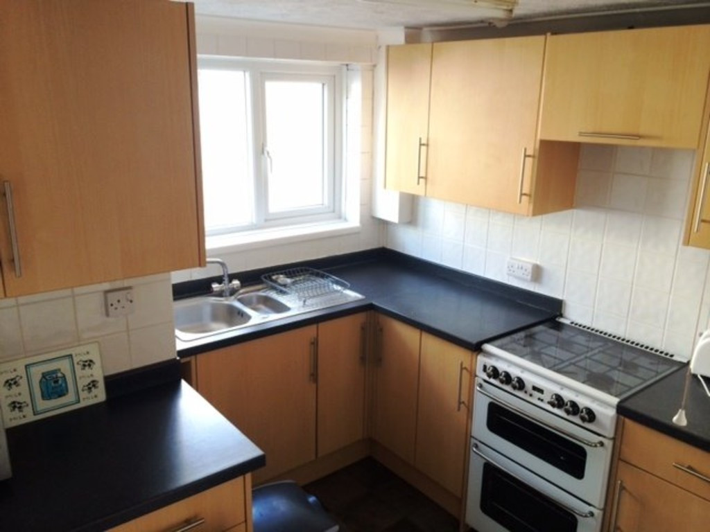 4 bed student house to rent on Salisbury Road, Exeter, EX4 6LU | StuRents