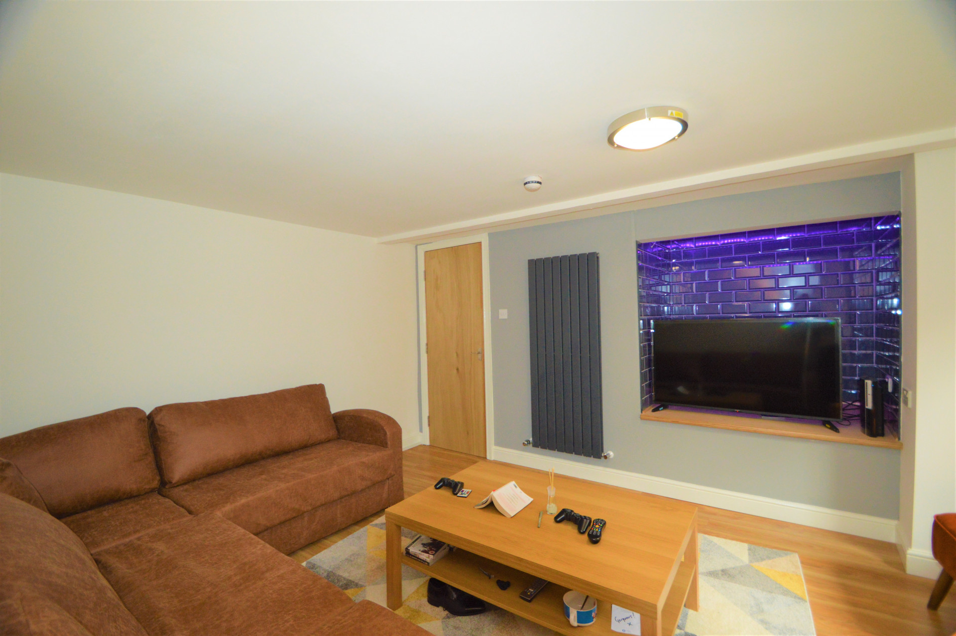 7 bed student house to rent on Manor Drive, Leeds, LS6 1DE | StuRents