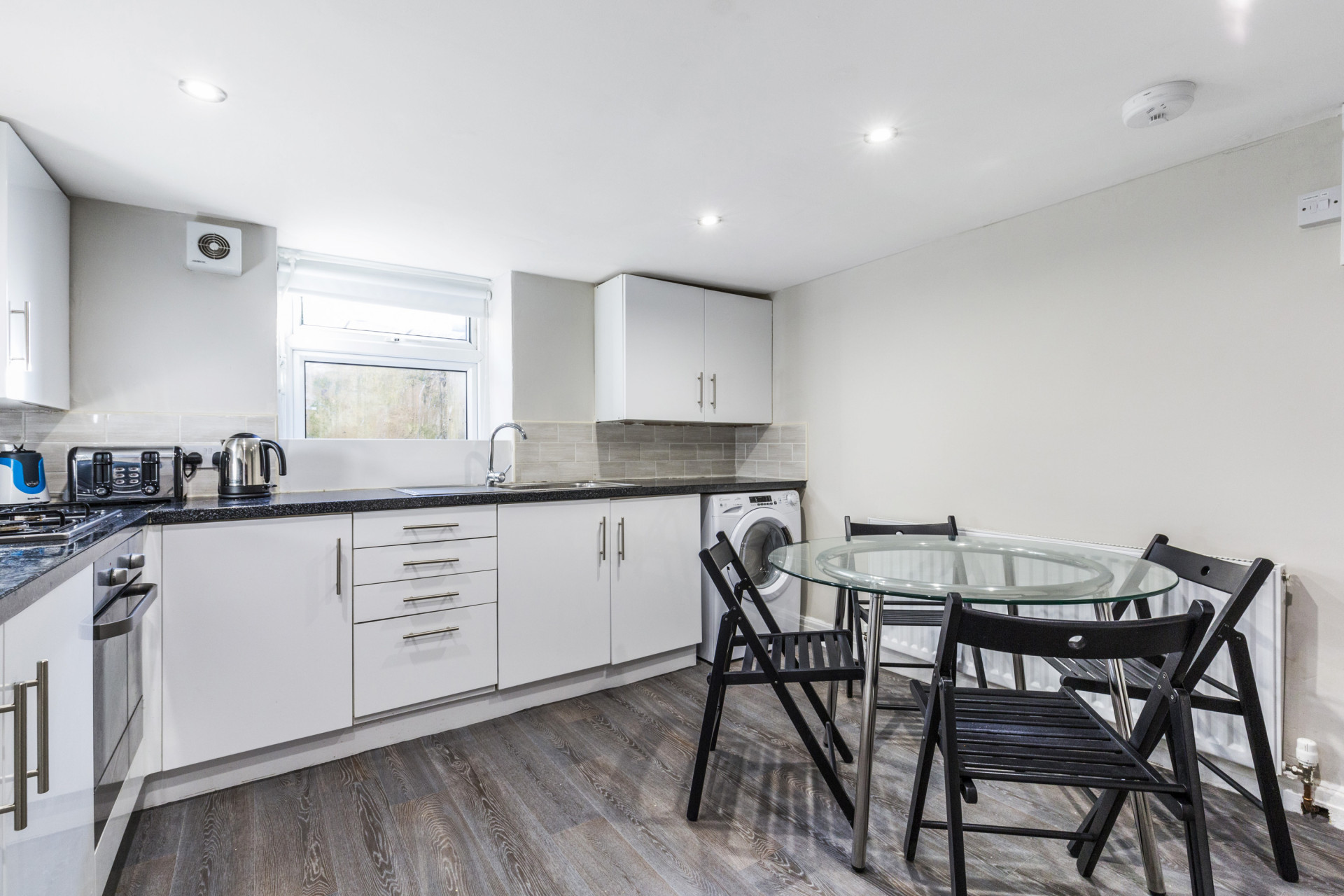 5 bed student house to rent on Welton Place, Leeds, LS6 1EW | StuRents