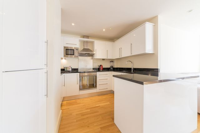 2 bed student house to rent on Romney House, London, SW1P 3DS | StuRents