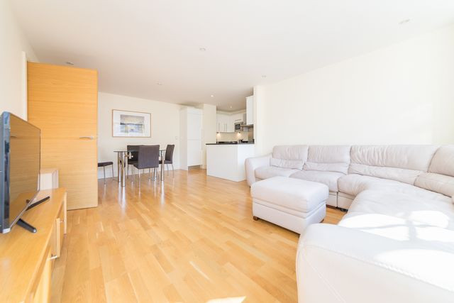 2 bed student house to rent on Romney House, London, SW1P 3DS | StuRents