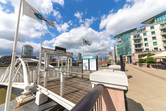 2 bed student house to rent on Jellicoe House, London, SW8 2JF | StuRents