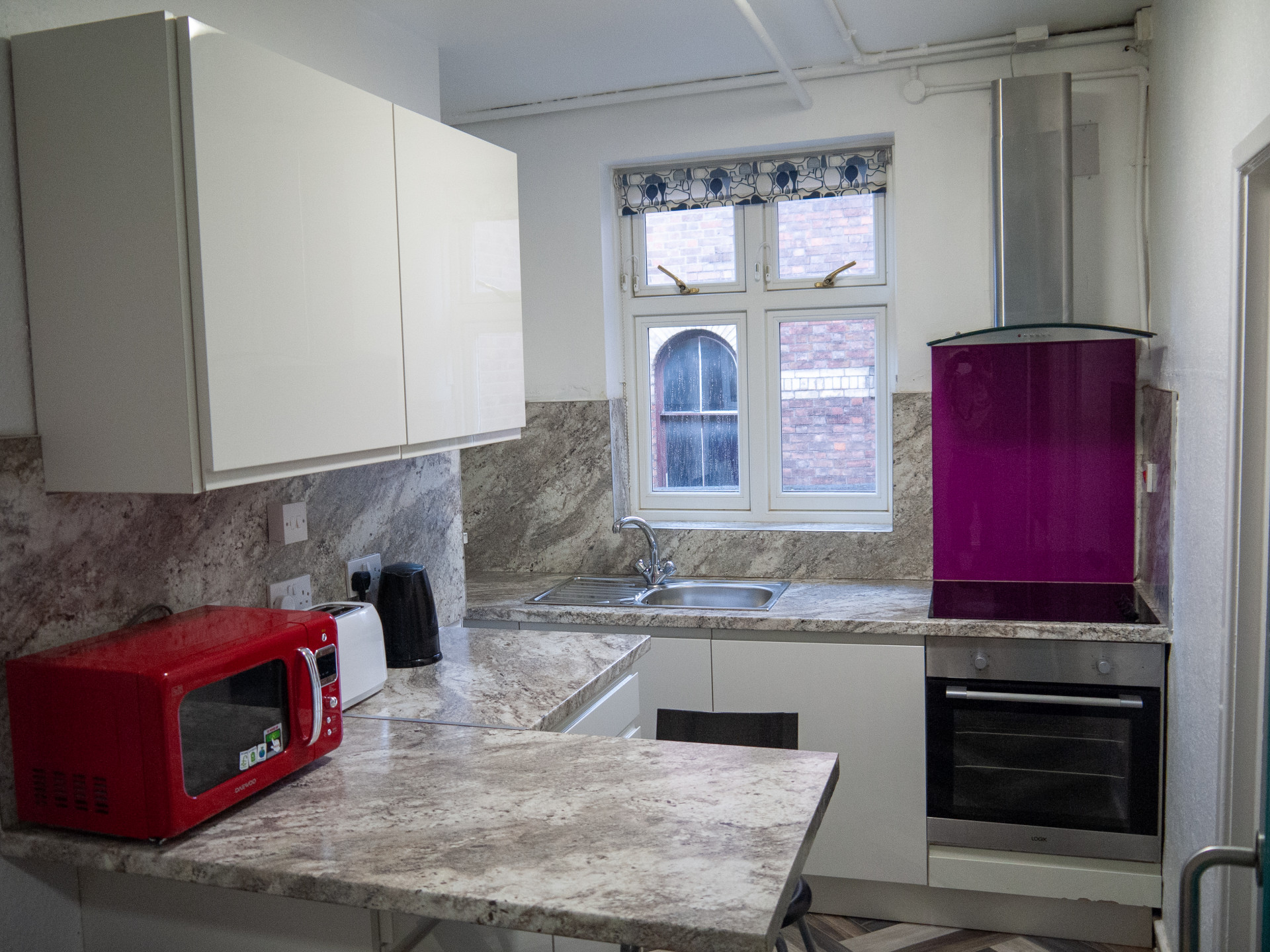 11 bed student house to rent on Hounds Gate, Nottingham, NG1 7AA | StuRents