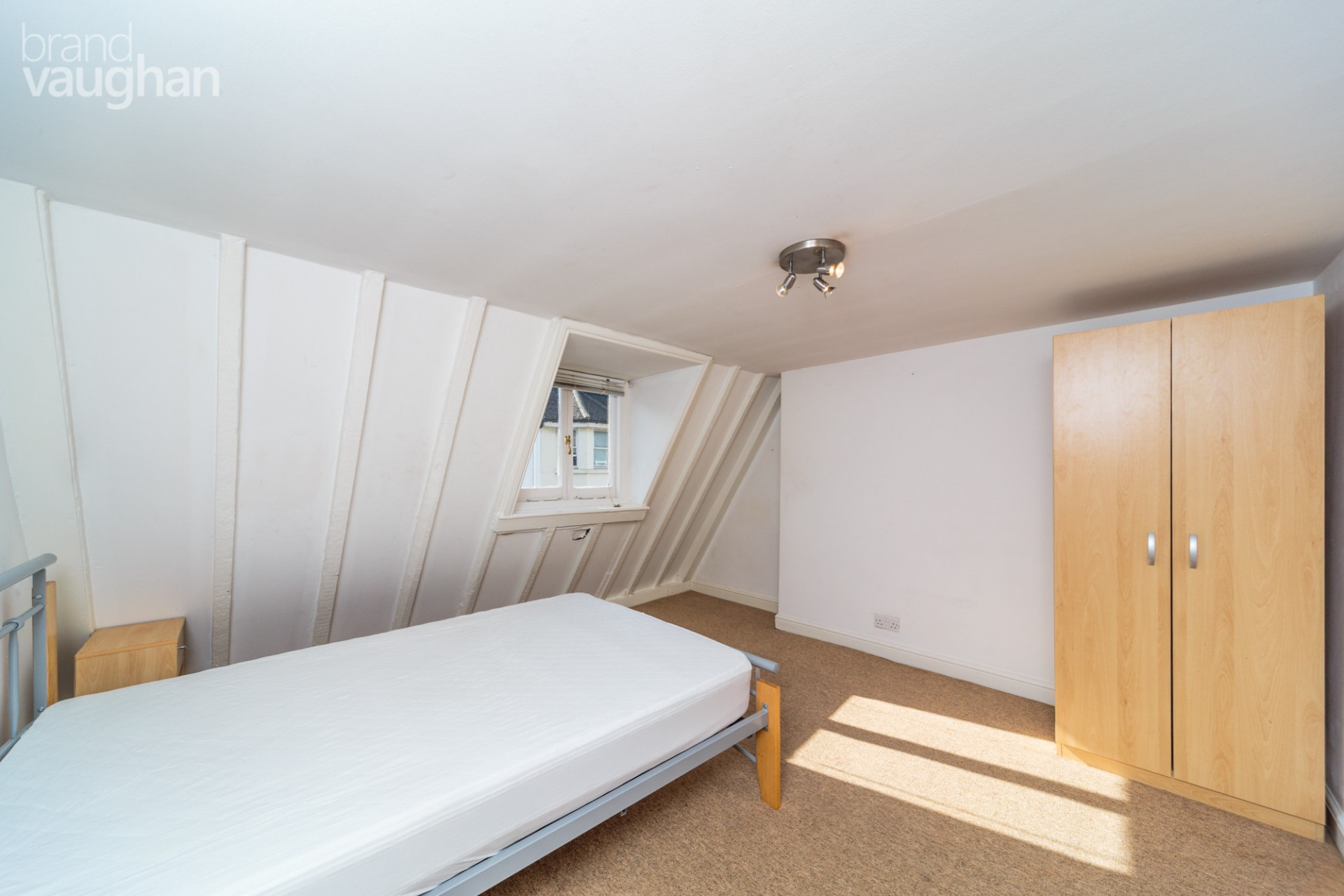 4 bed student house to rent on George Street, Brighton, BN2 1RH | StuRents