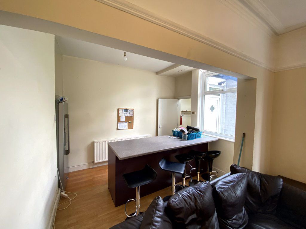 5 bed student house to rent on Daisy Bank Road, Manchester, M14 5QP ...