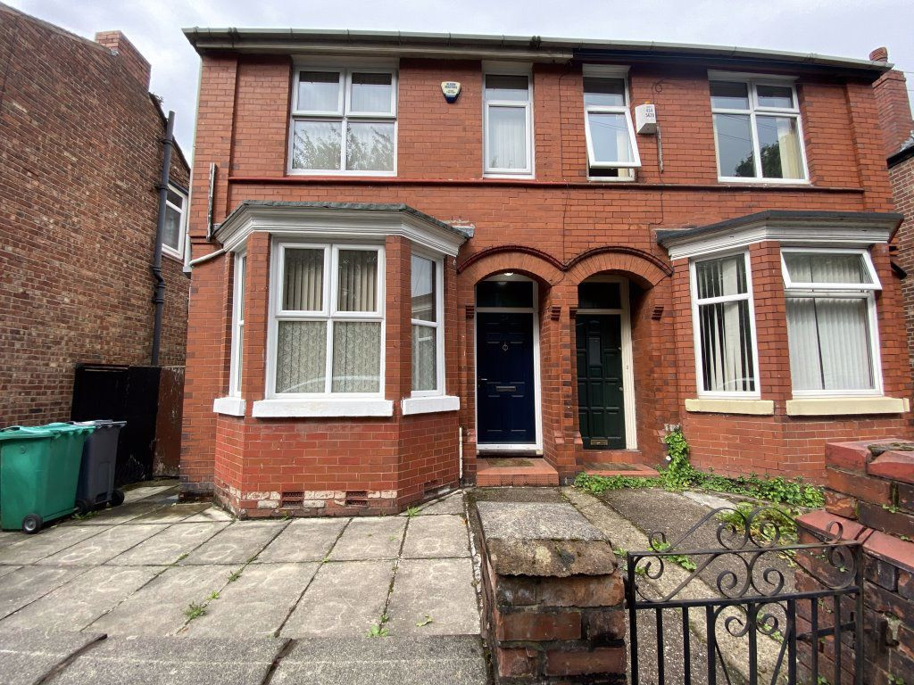 4 bed student house to rent on Rusholme Grove, Manchester, M14 5AR ...