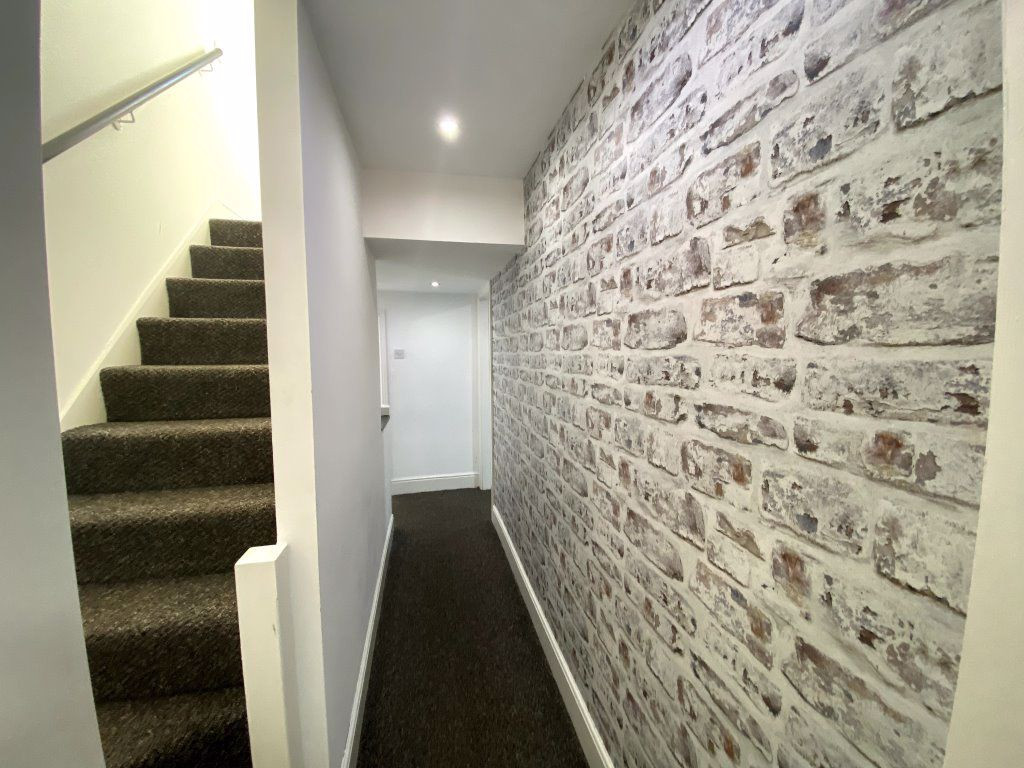 4 bed student house to rent on Kathleen Grove, Manchester, M14 5GY ...