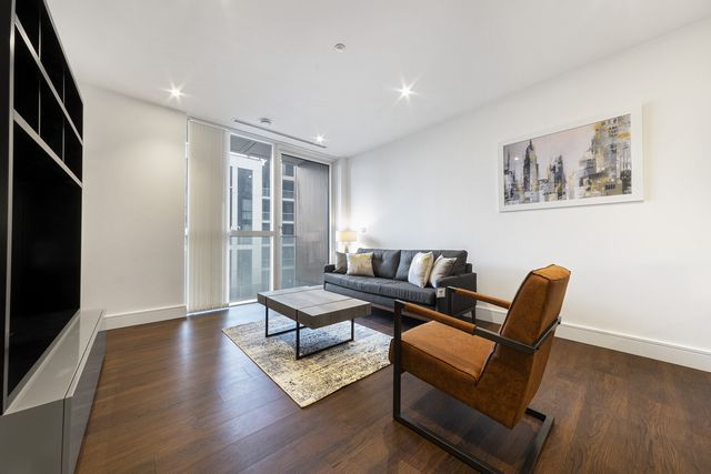 2 bed student house to rent on Orton House, Stadia Three, London, SW17 ...