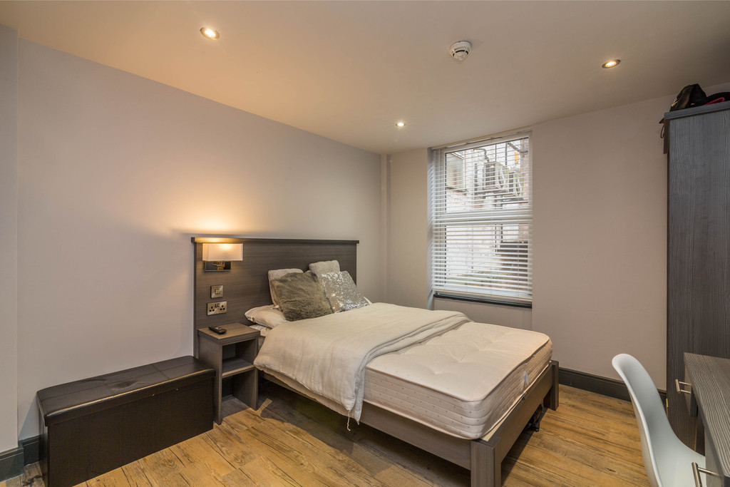 6 bed student house to rent on Hounds Gate, Nottingham, NG1 6BA | StuRents