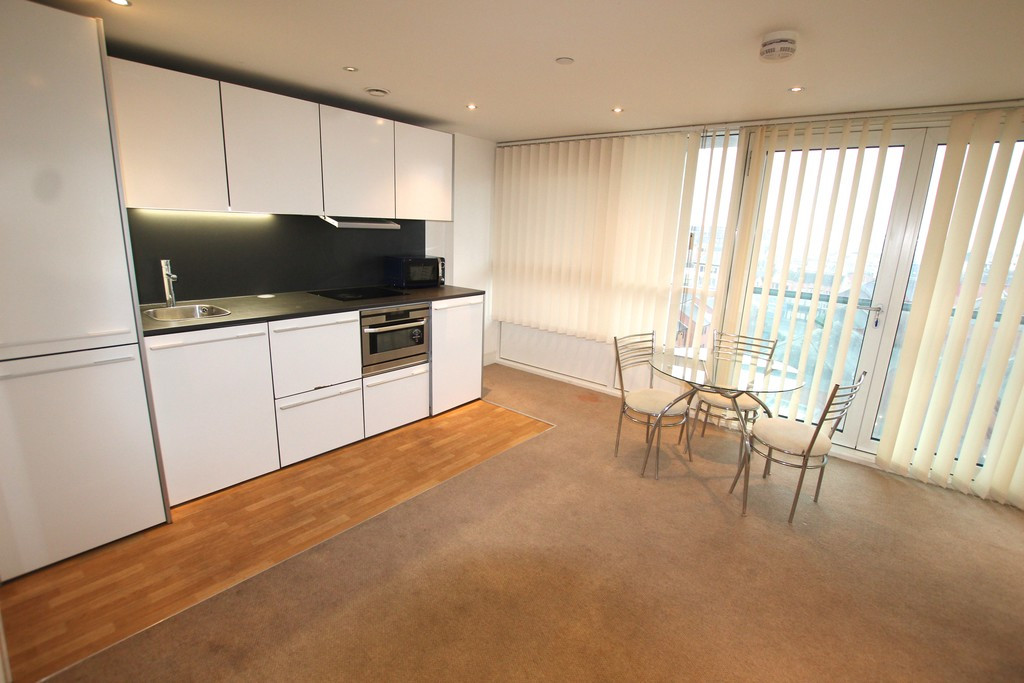 2 bed student house to rent on Huntingdon Street, Nottingham, NG1 3NY ...