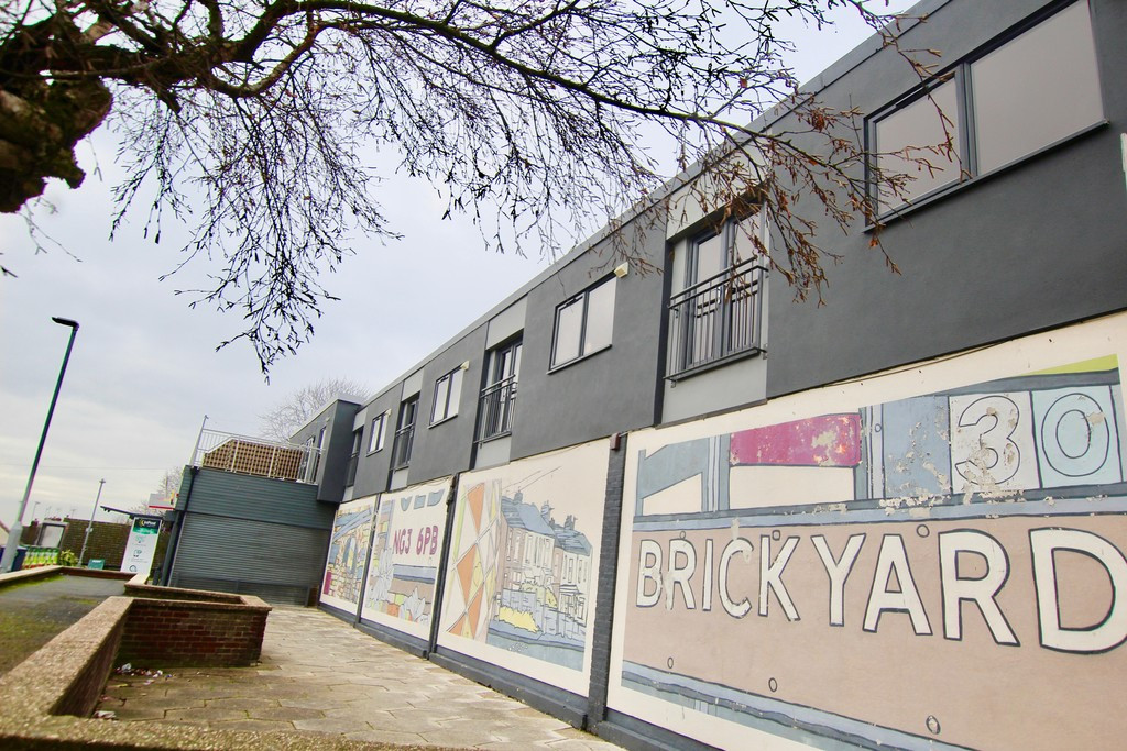 2 bed student house to rent on Old Brickyard, Nottingham, NG3 6PB ...