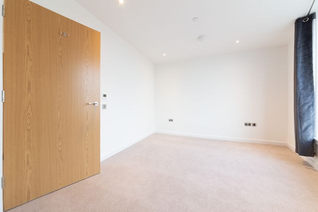 Student studio flat to rent on Oculus House, London, IG11 8SX | StuRents