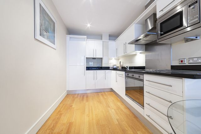 2 bed student house to rent on Romney House, London, SW1P 3DS | StuRents