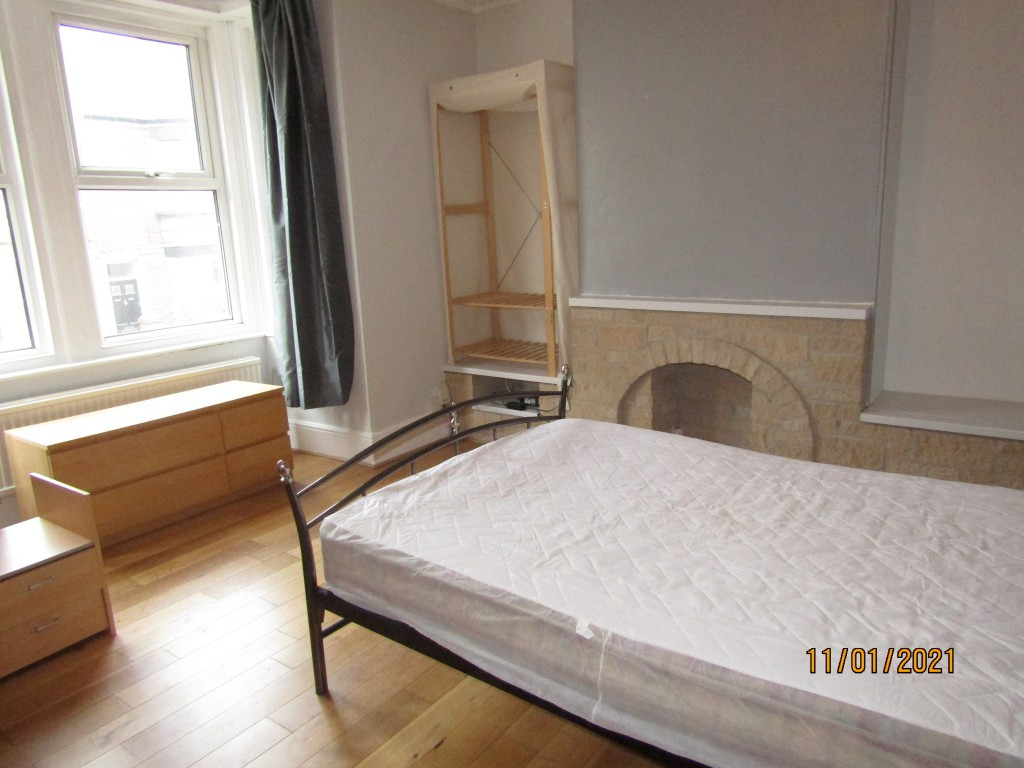 4 bed student house to rent on 30 Priory Road, Exeter, EX4 7AU | StuRents