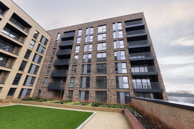 2 bed student house to rent on Orton House, Stadia Three, London, SW17 ...