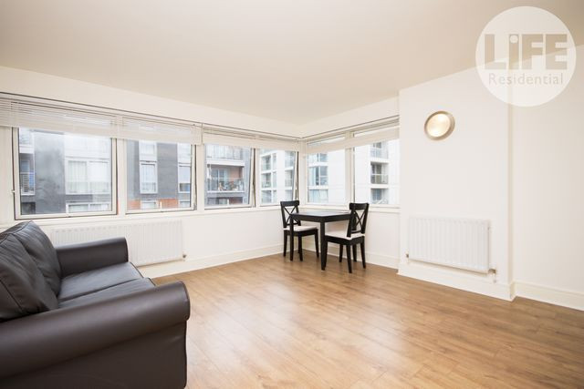 Student studio flat to rent on Moore House, London, E14 9LN | StuRents